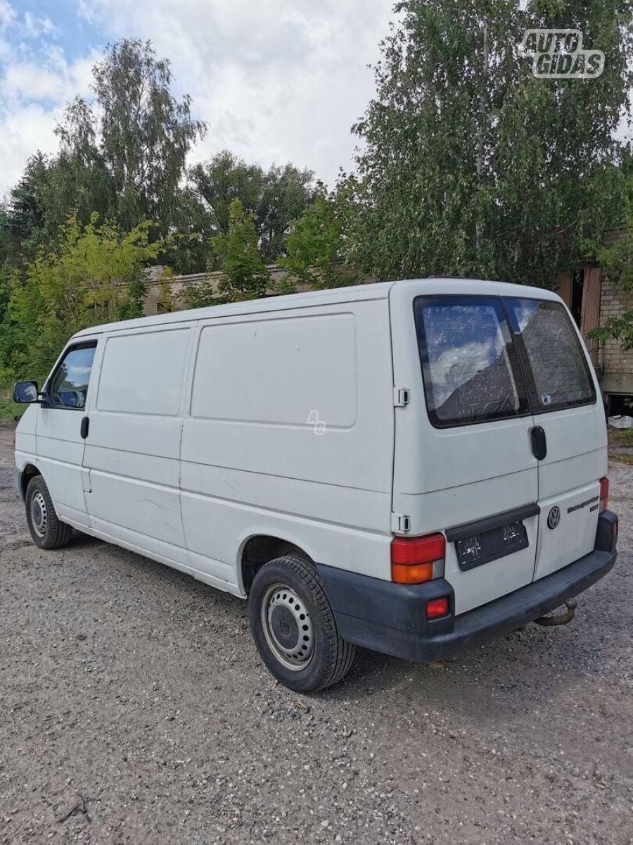 Volkswagen Transporter 1998 in Telschi, with an engine capacity of 2.50 L and mileage of 165 thousand km for 1999 €, photo 4 on AUTOMOTO.COM.LV