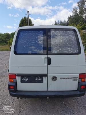 Volkswagen Transporter 1998 in Telschi, with an engine capacity of 2.50 L and mileage of 165 thousand km for 1999 €, photo 5 on AUTOMOTO.COM.LV