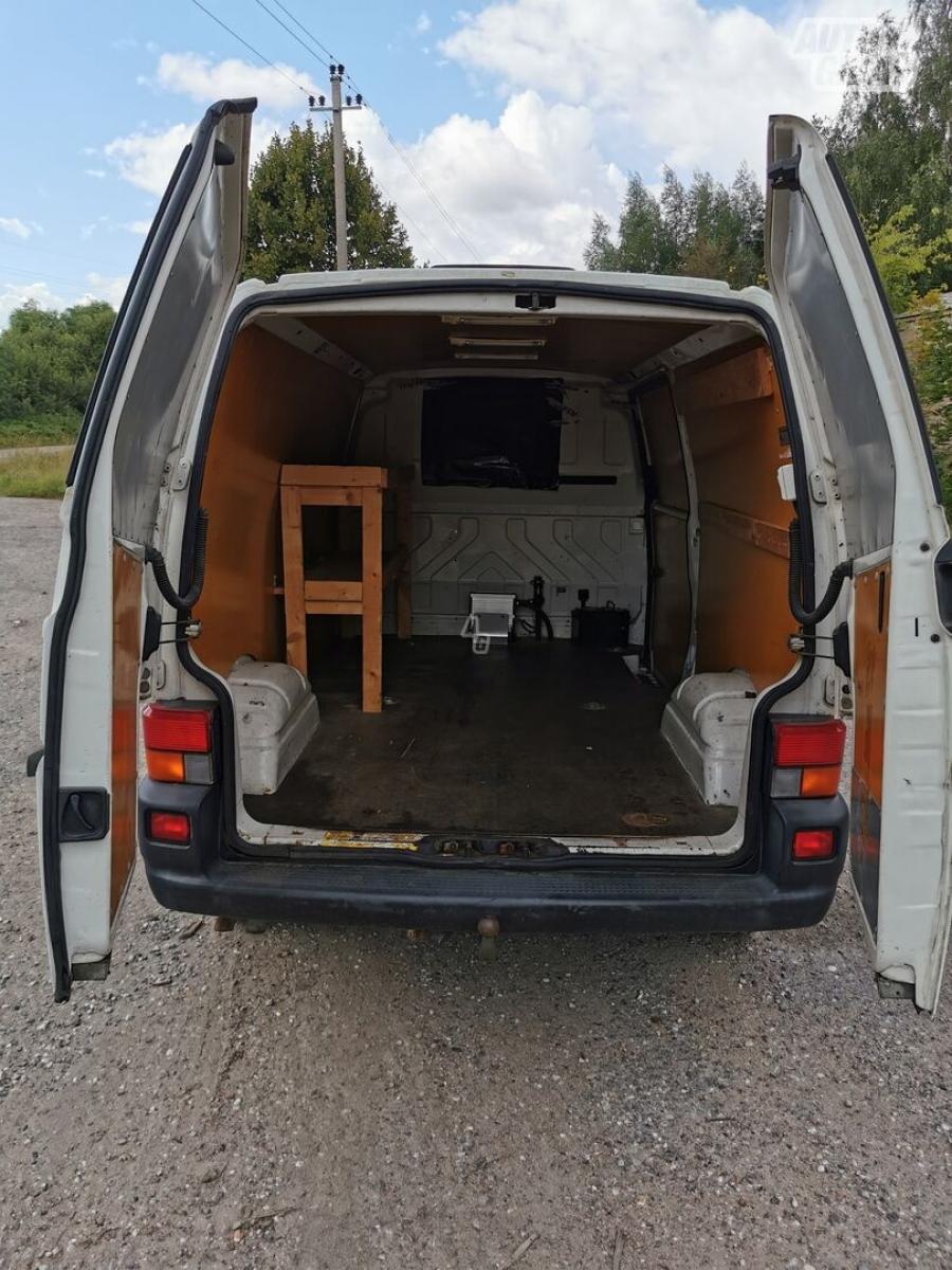 Volkswagen Transporter 1998 in Telschi, with an engine capacity of 2.50 L and mileage of 165 thousand km for 1999 €, photo 16 on AUTOMOTO.COM.LV