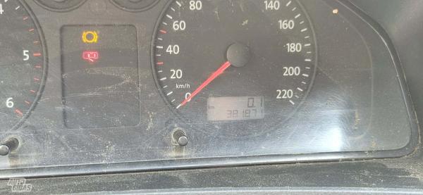 Volkswagen Transporter 2005 in Vilnius, with an engine capacity of 1.90 L and mileage of 382 thousand km for 1800 €, photo 3 on AUTOMOTO.COM.LV