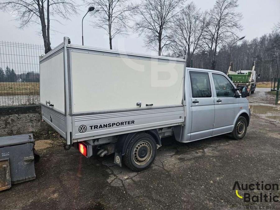 Volkswagen Transporter 2006 Klaipėda, ar dzinēja tilpumu 0.00 L un nobraukumu 306 tūkst. km par 1800 €, foto 3 vietnē AUTOMOTO.COM.LV