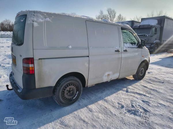 Volkswagen Transporter 2006 Marijampole, ar dzinēja tilpumu 1.90 L un nobraukumu 256 tūkst. km par 2500 €, foto 5 vietnē AUTOMOTO.COM.LV