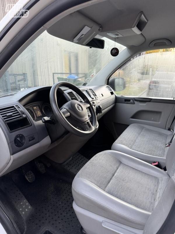 Volkswagen Transporter 2009 Kauņa, ar dzinēja tilpumu 2.00 L un nobraukumu 343 tūkst. km par 3700 €, foto 6 vietnē AUTOMOTO.COM.LV