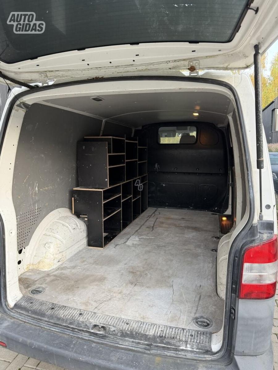 Volkswagen Transporter 2009 Kauņa, ar dzinēja tilpumu 2.00 L un nobraukumu 343 tūkst. km par 3700 €, foto 9 vietnē AUTOMOTO.COM.LV