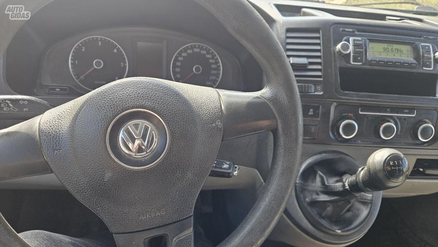Volkswagen Transporter 2011 in Kaisiadorys, with an engine capacity of 2.00 L and mileage of 280 thousand km for 5000 €, photo 8 on AUTOMOTO.COM.LV