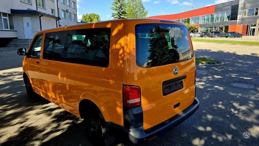 Volkswagen Transporter 2014 in Siauliai, with an engine capacity of 2.00 L and mileage of 196 thousand km for 10450 €, photo 8 on AUTOMOTO.COM.LV