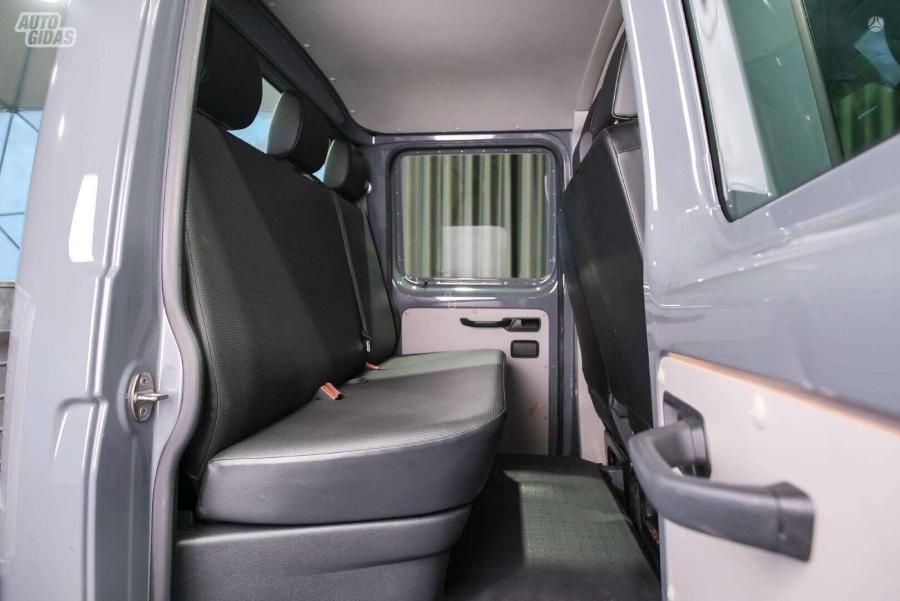 Volkswagen Transporter 2017 in Marijampole, with an engine capacity of 2.00 L and mileage of 186 thousand km for 15250 €, photo 25 on AUTOMOTO.COM.LV