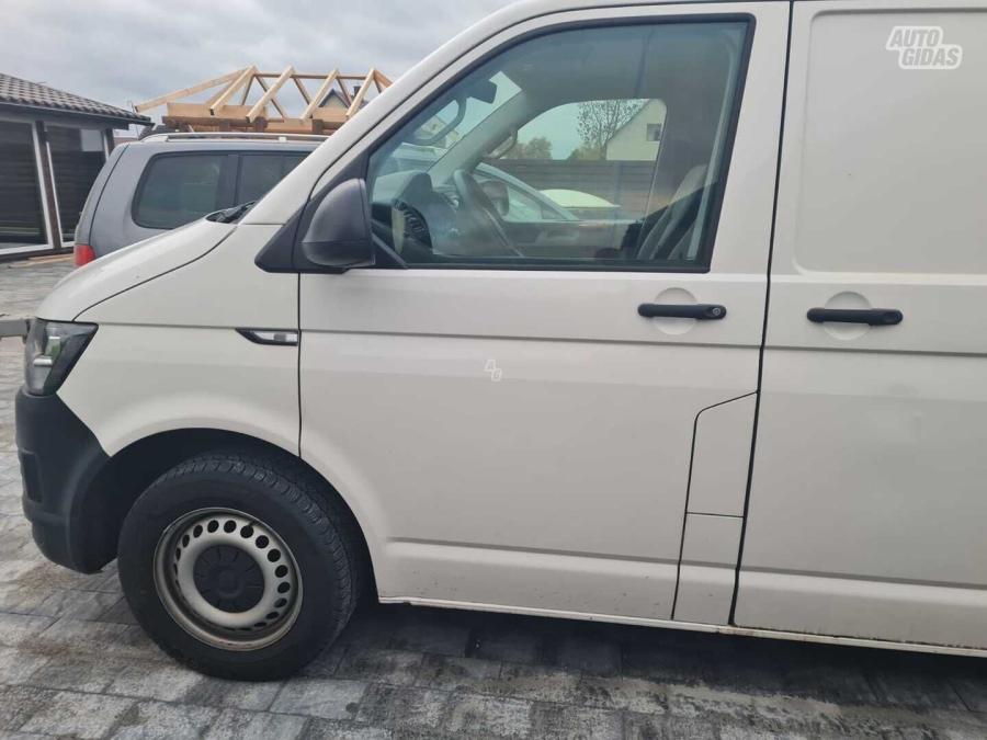 Volkswagen Transporter 2018 in Prienai, with an engine capacity of 2.00 L and mileage of 249 thousand km for 9000 €, photo 5 on AUTOMOTO.COM.LV