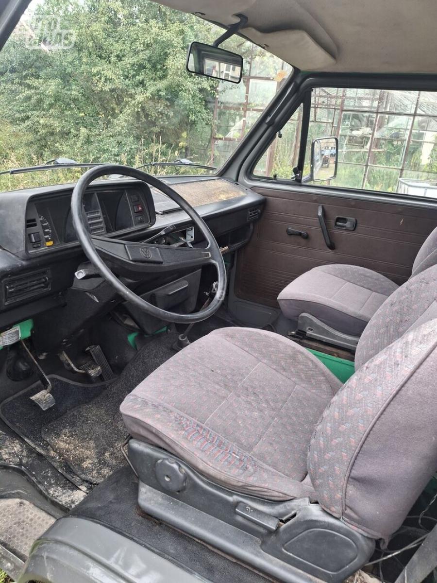 Volkswagen Transporter 1986 in Klaipeda, with an engine capacity of 1.90 L and mileage of 56 thousand km for 5500 €, photo 14 on AUTOMOTO.COM.LV
