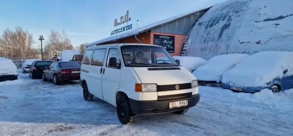 Volkswagen Transporter 1992 Valmiera, ar dzinēja tilpumu 2.40 L un nobraukumu 286 tūkst. km par 2000 €, foto 1 vietnē AUTOMOTO.COM.LV