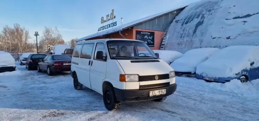 Volkswagen Transporter 1992 Valmiera, ar dzinēja tilpumu 2.40 L un nobraukumu 286 tūkst. km par 2000 €, foto 1 vietnē AUTOMOTO.COM.LV