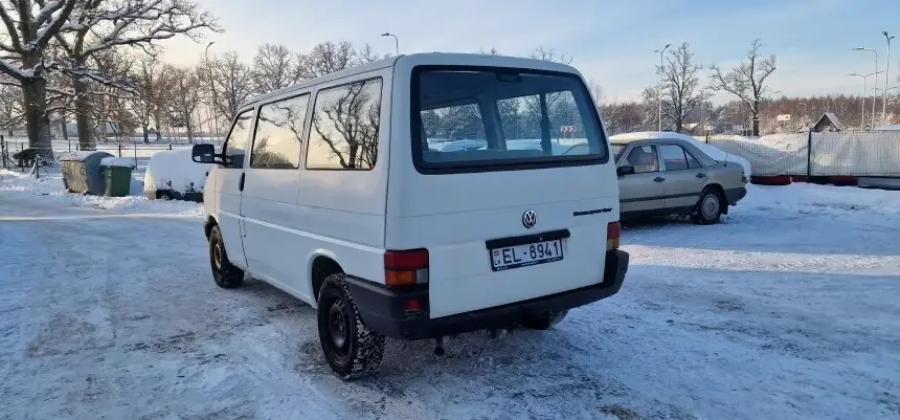 Volkswagen Transporter 1992 Valmiera, ar dzinēja tilpumu 2.40 L un nobraukumu 286 tūkst. km par 2000 €, foto 6 vietnē AUTOMOTO.COM.LV