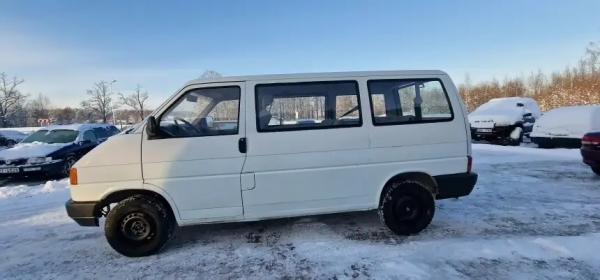 Фольксваген Transporter 1992 в Валмиера, объемом двигателя 2.40 л и пробегом 286 тыс. км за 2000 €, фото 6 на AUTOMOTO.COM.LV