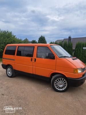 Volkswagen Transporter 1993 Telšiai, ar dzinēja tilpumu 1.90 L un nobraukumu 334 tūkst. km par 1650 €, foto  vietnē AUTOMOTO.COM.LV