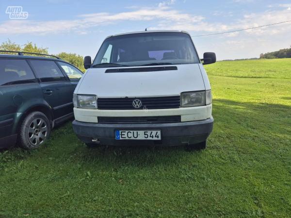Volkswagen Transporter 1996 Šilalė, ar dzinēja tilpumu 2.40 L un nobraukumu 300 tūkst. km par 1000 €, foto 2 vietnē AUTOMOTO.COM.LV
