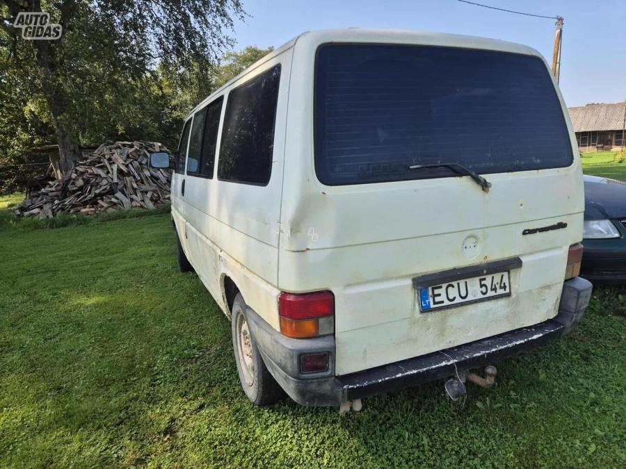 Фольксваген Transporter 1996 в Шилале, объемом двигателя 2.40 л и пробегом 300 тыс. км за 1000 €, фото 9 на AUTOMOTO.COM.LV