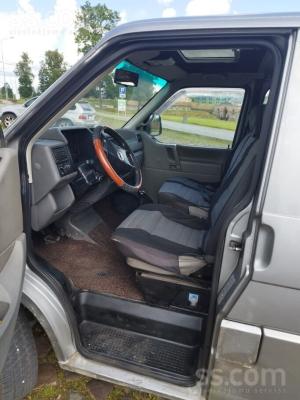 Volkswagen Transporter 1998 Daugavpils, ar dzinēja tilpumu 2.50 L un nobraukumu 405 tūkst. km par 2500 €, foto 4 vietnē AUTOMOTO.COM.LV