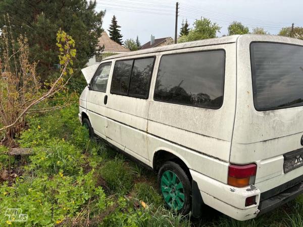 Volkswagen Transporter 1998 in Panevezys, with an engine capacity of 1.90 L and mileage of 216 thousand km for 450 €, photo 4 on AUTOMOTO.COM.LV