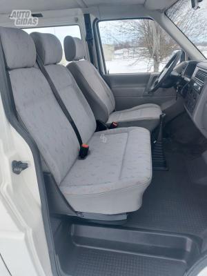 Volkswagen Transporter 2000 Marijampole, ar dzinēja tilpumu 2.50 L un nobraukumu 308 tūkst. km par 3850 €, foto 16 vietnē AUTOMOTO.COM.LV