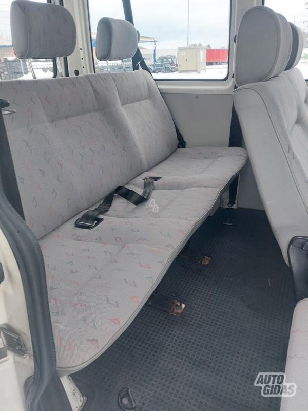Volkswagen Transporter 2000 Marijampole, ar dzinēja tilpumu 2.50 L un nobraukumu 308 tūkst. km par 3600 €, foto 3 vietnē AUTOMOTO.COM.LV