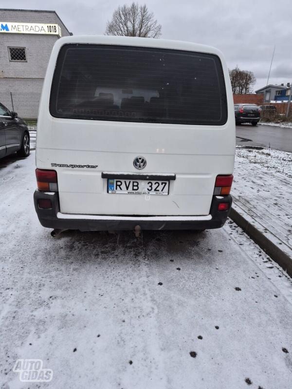 Volkswagen Transporter 2001 in Siauliai, with an engine capacity of 2.00 L and mileage of 300 thousand km for 700 €, photo 2 on AUTOMOTO.COM.LV