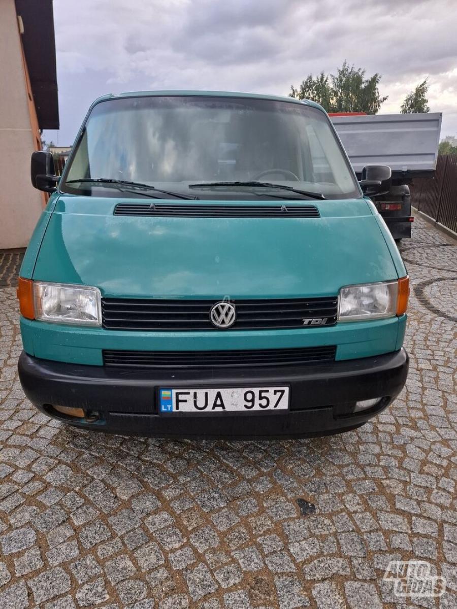 Volkswagen Transporter 2002 in Panevezys, with an engine capacity of 2.50 L and mileage of 513 thousand km for 500 €, photo 6 on AUTOMOTO.COM.LV