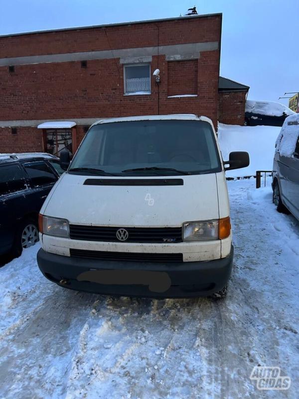 Volkswagen Transporter 2003 in Vilnius, with an engine capacity of 2.50 L and mileage of 2 thousand km for 1299 €, photo 2 on AUTOMOTO.COM.LV