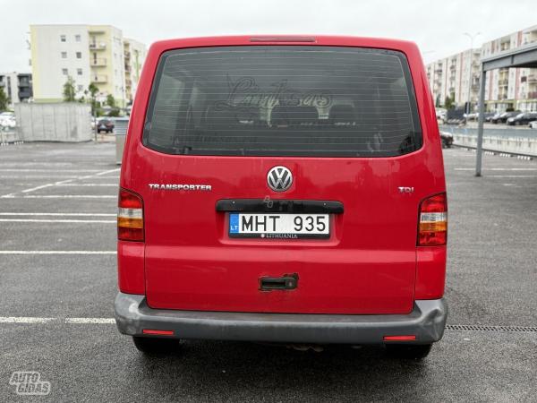 Volkswagen Transporter 2004 in Vilnius, with an engine capacity of 2.50 L and mileage of 350 thousand km for 3700 €, photo 3 on AUTOMOTO.COM.LV