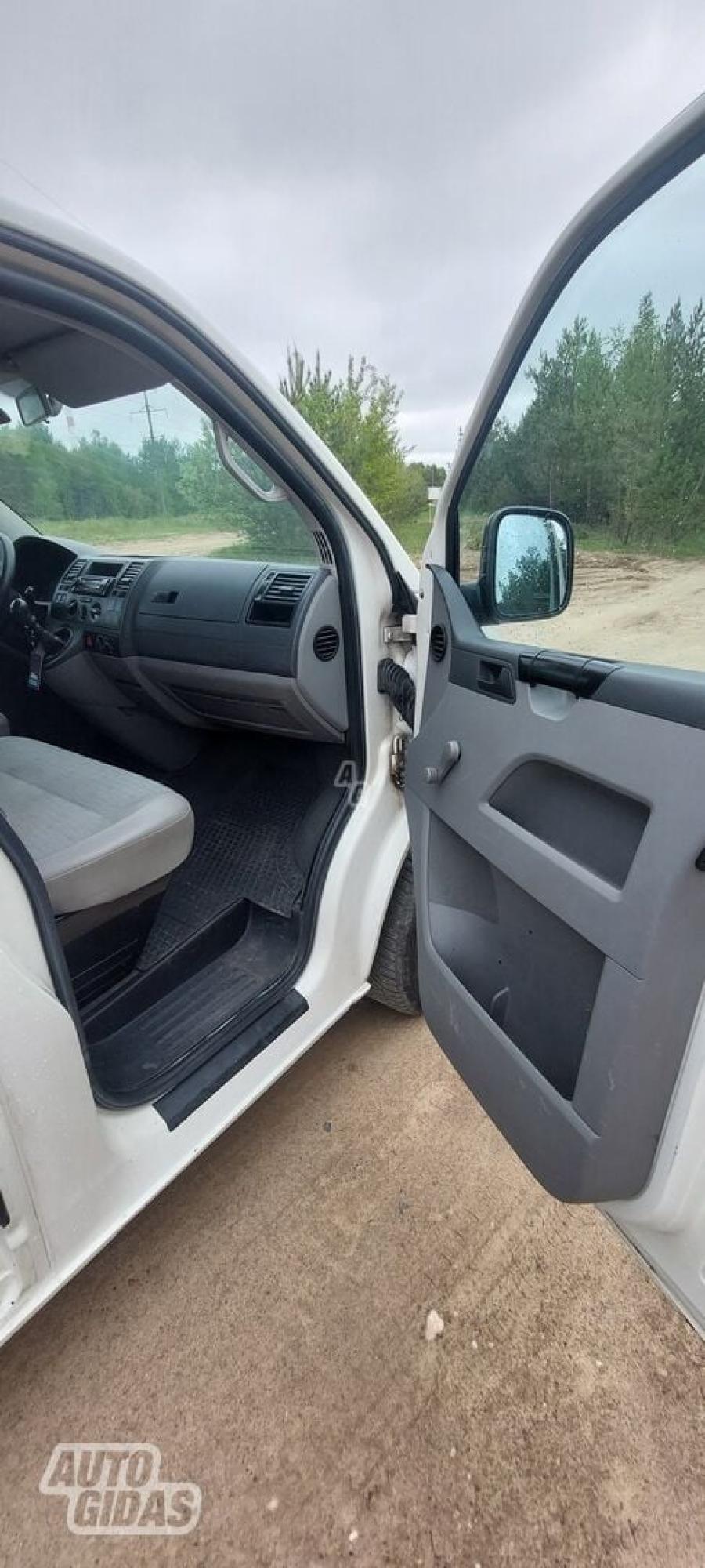 Volkswagen Transporter 2004 in Vilnius, with an engine capacity of 1.90 L and mileage of 411 thousand km for 4700 €, photo 9 on AUTOMOTO.COM.LV