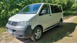 Volkswagen Transporter 2004 Utena, ar dzinēja tilpumu 1.90 L un nobraukumu 370 tūkst. km par 4500 €, foto 1 vietnē AUTOMOTO.COM.LV