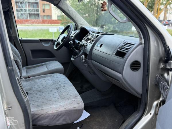 Volkswagen Transporter 2004 in Vilnius, with an engine capacity of 2.50 L and mileage of 600 thousand km for 3300 €, photo 8 on AUTOMOTO.COM.LV