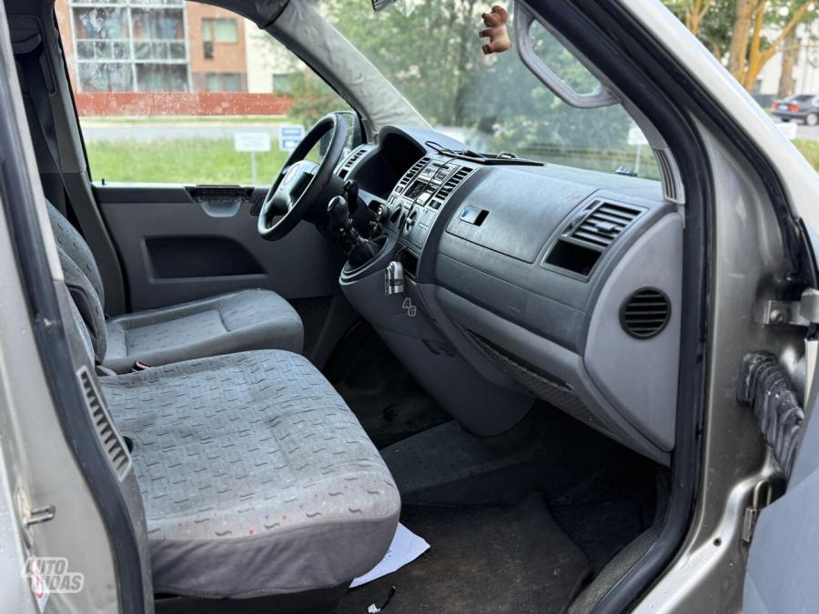 Volkswagen Transporter 2004 in Vilnius, with an engine capacity of 2.50 L and mileage of 600 thousand km for 3300 €, photo 9 on AUTOMOTO.COM.LV