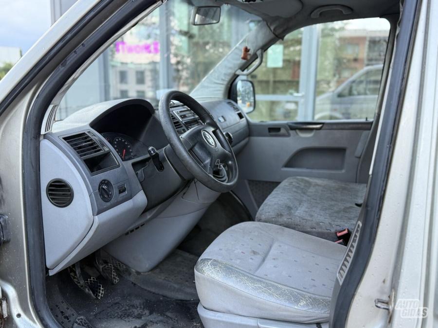 Volkswagen Transporter 2004 in Vilnius, with an engine capacity of 2.50 L and mileage of 600 thousand km for 3300 €, photo 10 on AUTOMOTO.COM.LV