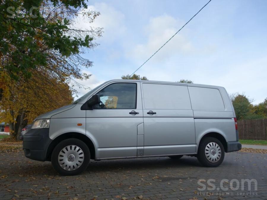 Volkswagen Transporter 2005 in Riga, with an engine capacity of 2.00 L and mileage of 205 thousand km for 5200 €, photo 3 on AUTOMOTO.COM.LV