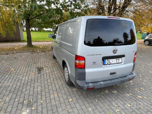Volkswagen Transporter 2005 in Riga, with an engine capacity of 2.00 L and mileage of 205 thousand km for 5200 €, photo 5 on AUTOMOTO.COM.LV