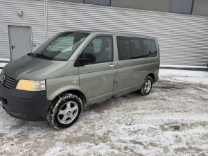 Volkswagen Transporter 2005 in Vilnius, with an engine capacity of 2.50 L and mileage of 421 thousand km for 4600 €, photo 2 on AUTOMOTO.COM.LV