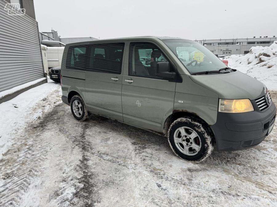 Volkswagen Transporter 2005 in Vilnius, with an engine capacity of 2.50 L and mileage of 421 thousand km for 4600 €, photo 3 on AUTOMOTO.COM.LV