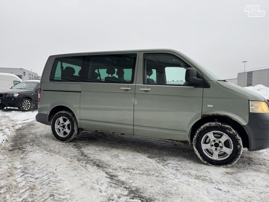 Volkswagen Transporter 2005 in Vilnius, with an engine capacity of 2.50 L and mileage of 421 thousand km for 4600 €, photo 4 on AUTOMOTO.COM.LV
