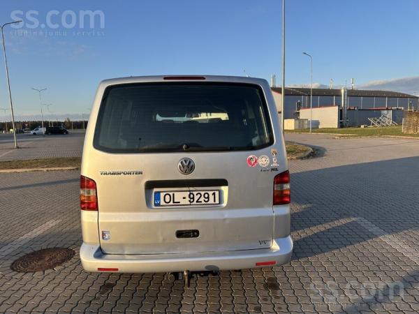 Volkswagen Transporter 2005 in Riga, with an engine capacity of 2.50 L and mileage of 268 thousand km for 5200 €, photo 5 on AUTOMOTO.COM.LV