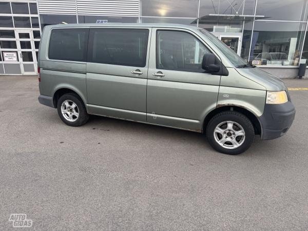 Volkswagen Transporter 2005 in Vilnius, with an engine capacity of 2.50 L and mileage of 421 thousand km for 4550 €, photo 3 on AUTOMOTO.COM.LV