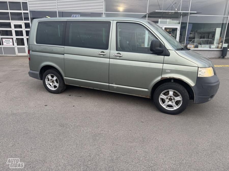 Volkswagen Transporter 2005 in Vilnius, with an engine capacity of 2.50 L and mileage of 421 thousand km for 4550 €, photo 4 on AUTOMOTO.COM.LV