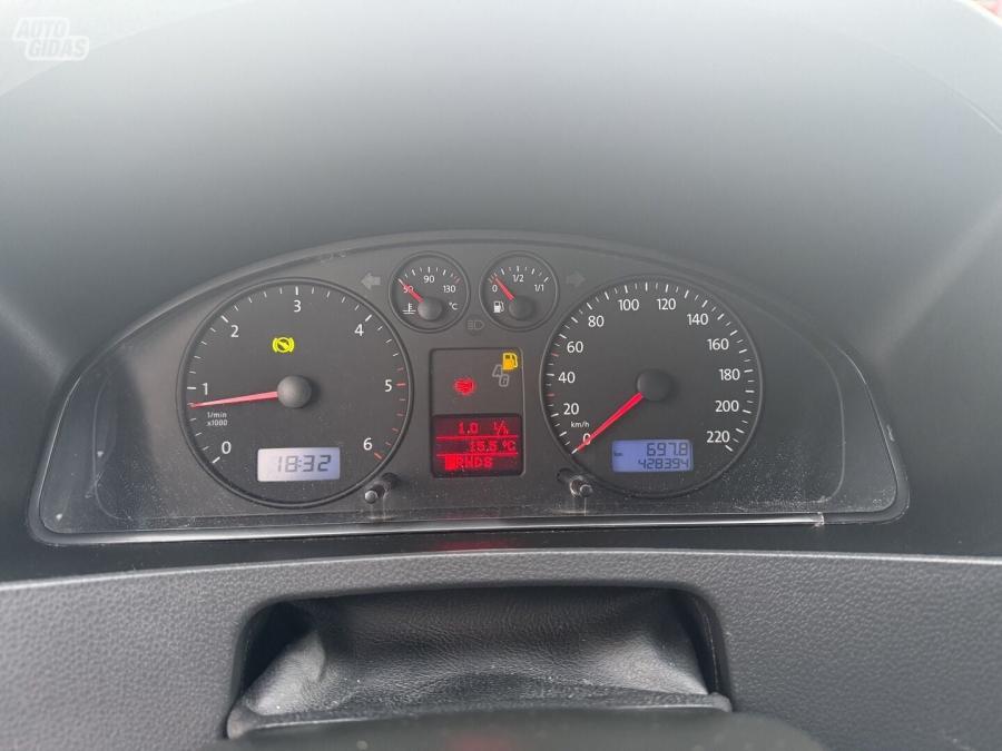 Volkswagen Transporter 2005 in Vilnius, with an engine capacity of 2.50 L and mileage of 421 thousand km for 4550 €, photo 14 on AUTOMOTO.COM.LV