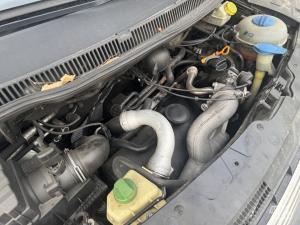 Volkswagen Transporter 2005 in Vilnius, with an engine capacity of 2.50 L and mileage of 421 thousand km for 4550 €, photo 17 on AUTOMOTO.COM.LV
