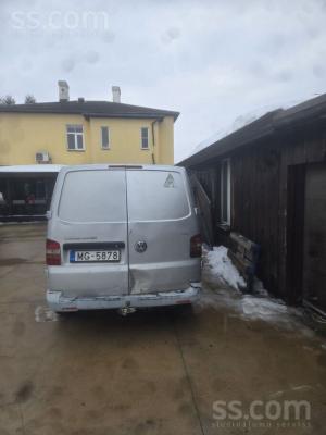Volkswagen Transporter 2005 Jelgava, ar dzinēja tilpumu 1.90 L un nobraukumu 530 tūkst. km par 1500 €, foto 4 vietnē AUTOMOTO.COM.LV