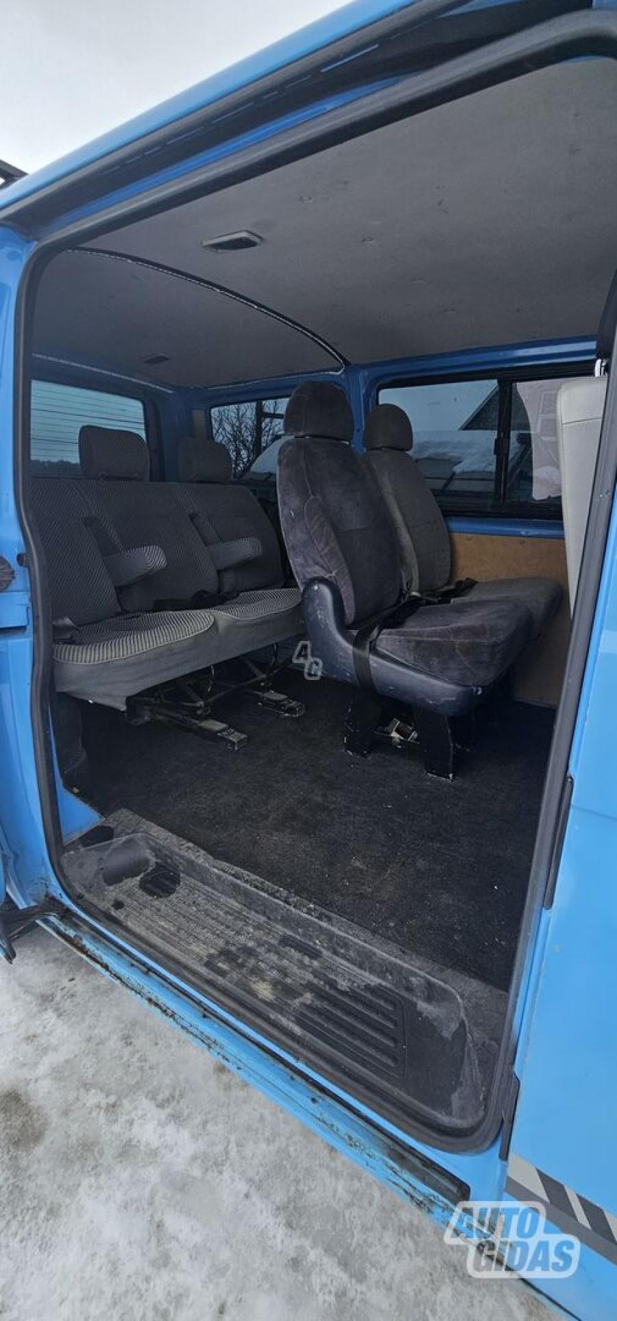 Volkswagen Transporter 2006 Viļņa, ar dzinēja tilpumu 1.90 L un nobraukumu 383 tūkst. km par 3500 €, foto 2 vietnē AUTOMOTO.COM.LV