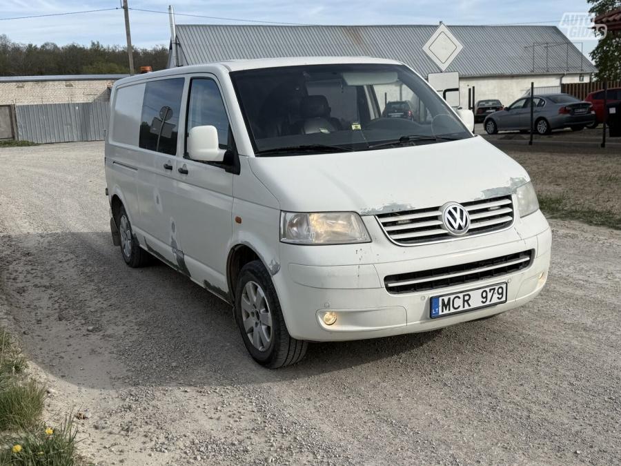 Volkswagen Transporter 2007 in Siauliai, with an engine capacity of 2.50 L and mileage of 304 thousand km for 2100 €, photo 4 on AUTOMOTO.COM.LV
