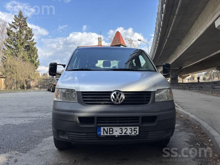 Volkswagen Transporter 2008 in Riga, with an engine capacity of 2.50 L and mileage of 256 thousand km for 4790 €, photo 3 on AUTOMOTO.COM.LV
