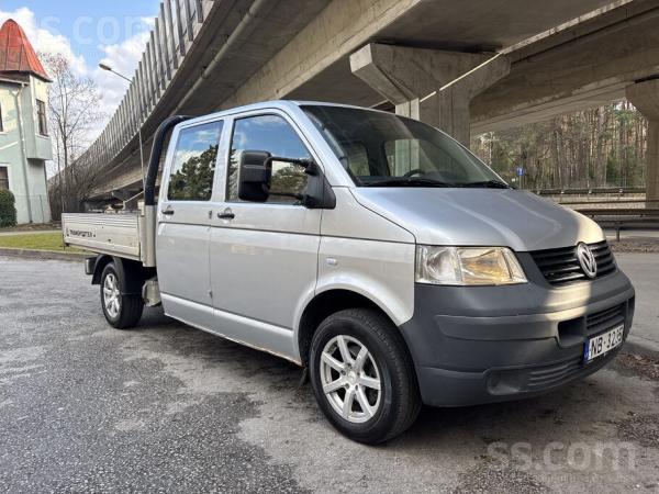 Volkswagen Transporter 2008 in Riga, with an engine capacity of 2.50 L and mileage of 256 thousand km for 4790 €, photo 3 on AUTOMOTO.COM.LV