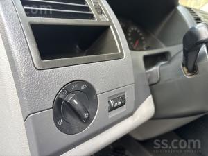 Volkswagen Transporter 2008 in Riga, with an engine capacity of 2.50 L and mileage of 256 thousand km for 4790 €, photo 15 on AUTOMOTO.COM.LV