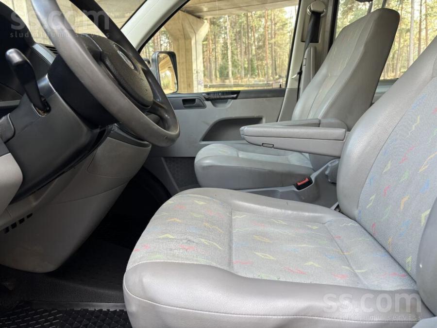 Volkswagen Transporter 2008 in Riga, with an engine capacity of 2.50 L and mileage of 256 thousand km for 4790 €, photo 16 on AUTOMOTO.COM.LV